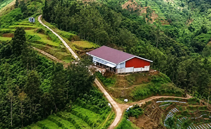Koperasi Merah Putih di Bukit Kendal Viral, Netizen Pertanyakan Siapa ...
